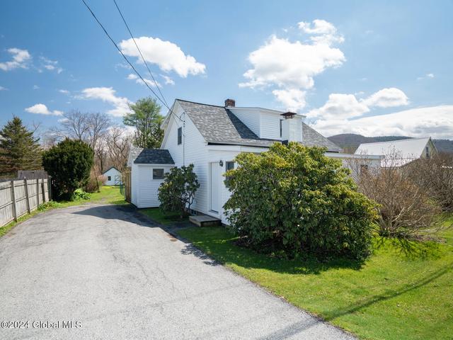 20370 Ny-22, Petersburgh, NY 12138 | 36 Photos - Movoto