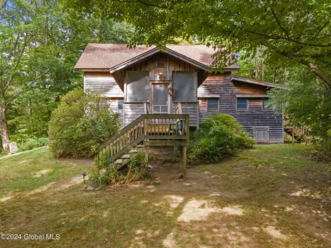 760 Rensselaer County Homes For Sale & Rensselaer County, NY Real ...