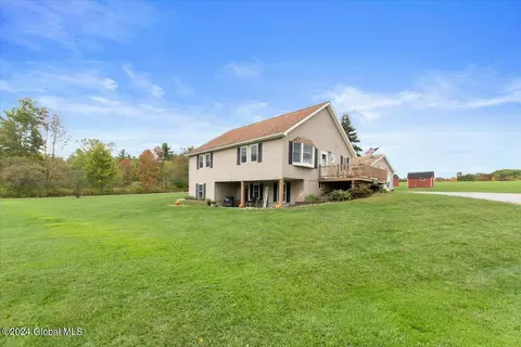 112 Quaker Hill Rd, Eagle Bridge, NY 12057 | 38 Photos - Movoto