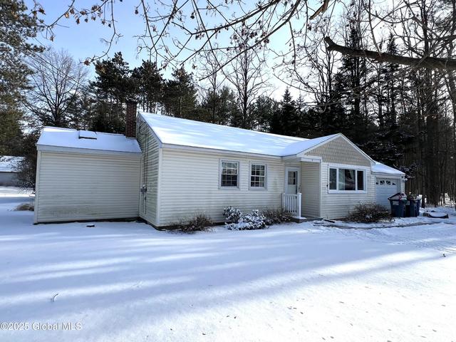 8 Maple Ave, Cambridge, NY 12816 | MLS# 202511004 | 27 Photos - Movoto