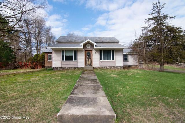 491 Allen Rd, Porter Corners, NY 12859 | MLS# 202515930 | 55 Photos ...