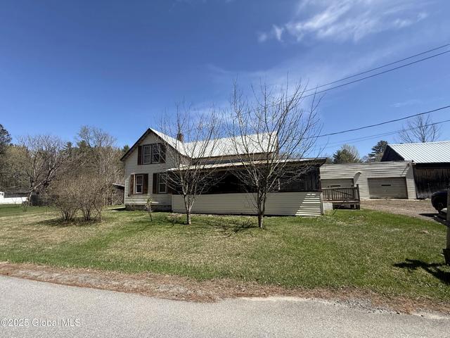 122 Yates Rd, Mayfield, NY 12117 | MLS# 202516144 | 28 Photos - Movoto