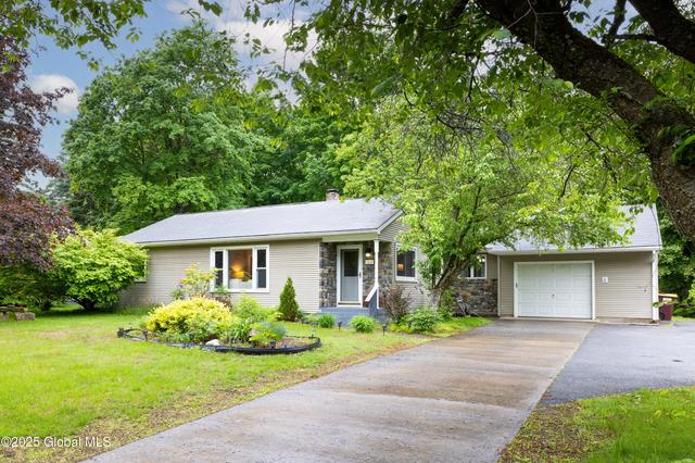 169 Reservoir Rd, Moreau, NY 12828 | MLS# 202518523 | 30 Photos - Movoto