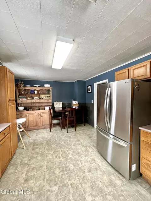 693 Ny-10, Jefferson, NY 12093 | MLS# 202530844 | 28 Photos - Movoto
