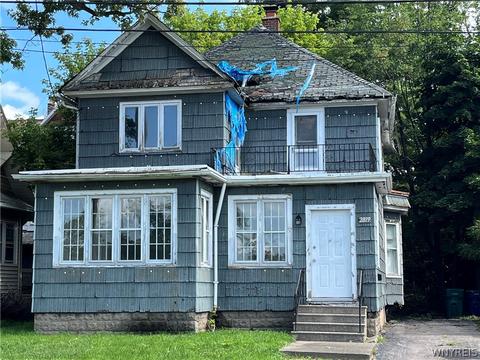 2819 Whirlpool St, Niagara Falls, NY 14305 - Movoto