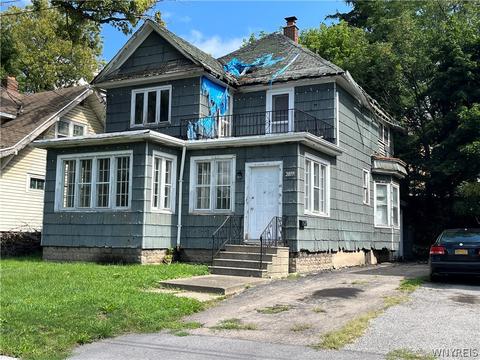 2819 Whirlpool St, Niagara Falls, NY 14305 - Movoto