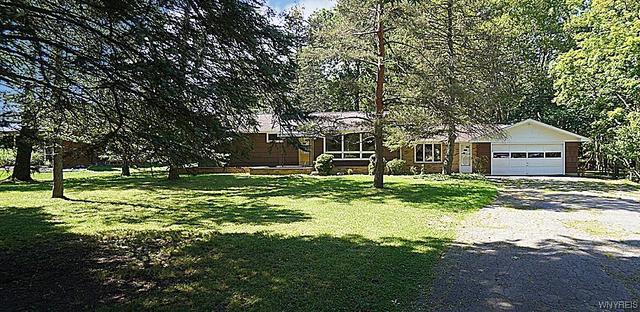 288 Angle Rd, West Seneca, NY 14224 | 39 Photos - Movoto