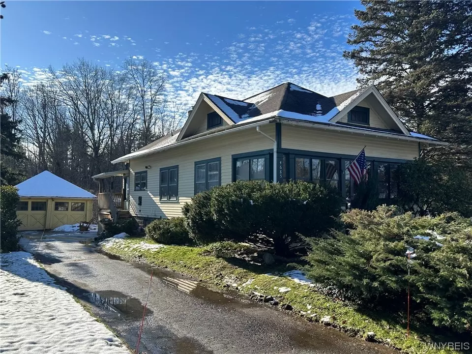 4685 Clark St, Hamburg, NY 14075 | 50 Photos - Movoto