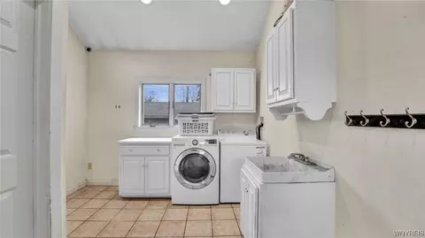 14 E Main St, Arcade, NY 14009 | 31 Photos - Movoto