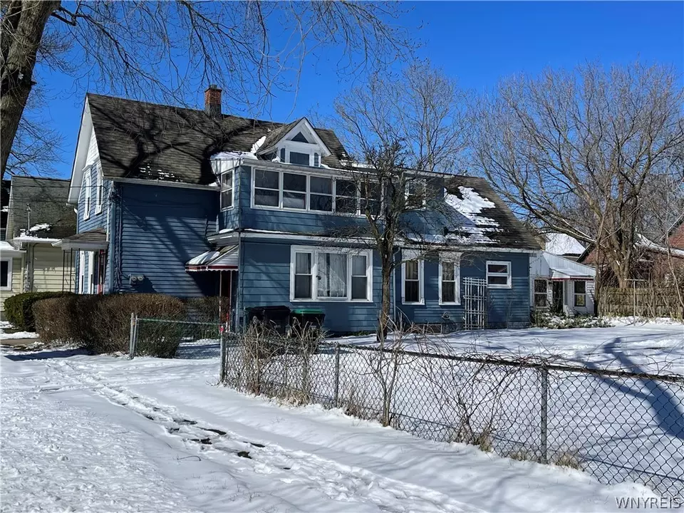 20 Maple St, Tonawanda, NY 14150 | 42 Photos - Movoto