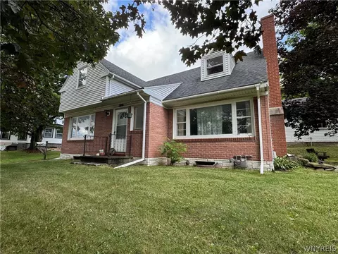 280 N Main St, Warsaw, NY 14569 | 15 Photos - Movoto