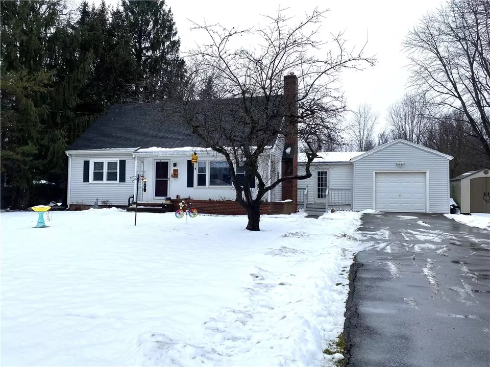 462 West Ave, Brockport, NY 14420 | 48 Photos - Movoto