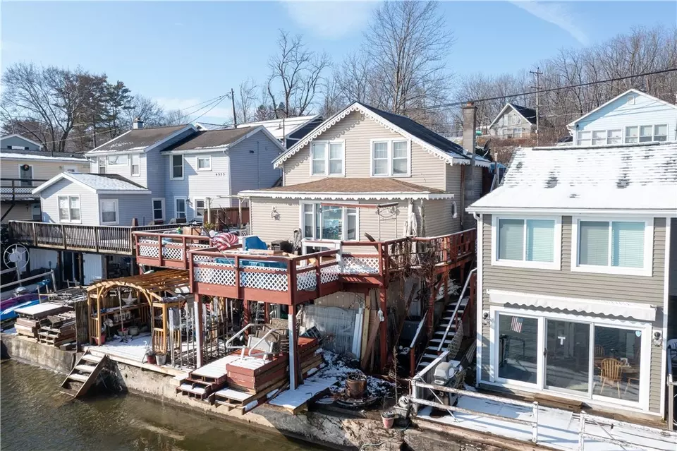 4369 Blue Heron Dr, Geneseo, NY 14454 | 16 Photos - Movoto