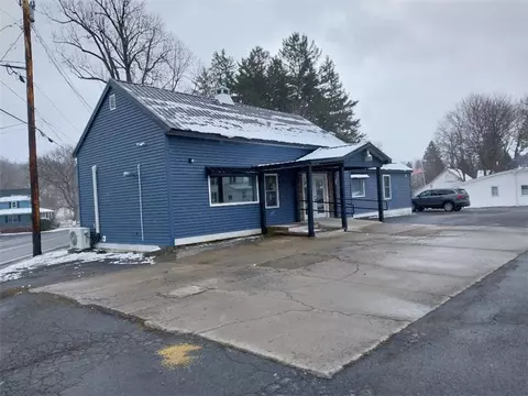 868 Main St, Locke, NY 13092 | 25 Photos - Movoto