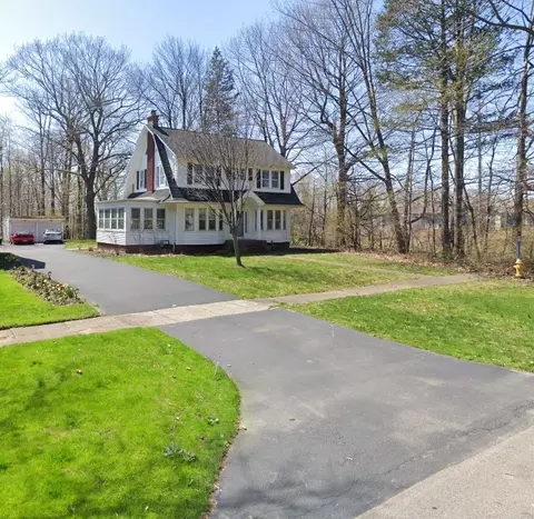 751 Seneca Pkwy, Rochester, NY 14613 | 25 Photos - Movoto