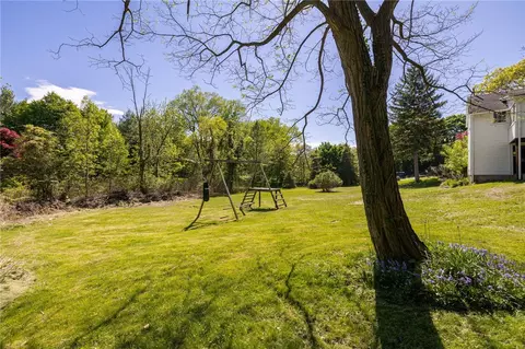 471 Ridge Rd, Webster, NY 14580 | 30 Photos - Movoto