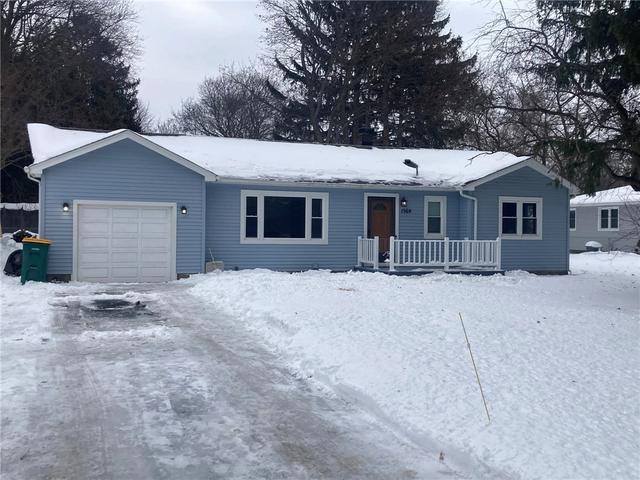 1568 Scribner Rd, Penfield, NY 14526 | MLS# R1590451 | 14 Photos - Movoto