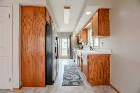 56 Kaye Park, Gates, NY 14624 | MLS# R1602538 | 33 Photos - Movoto