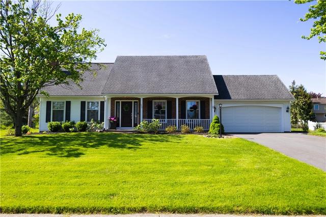 332 Northwood Dr, Greece, NY 14612 | MLS# R1610378 | 35 Photos - Movoto