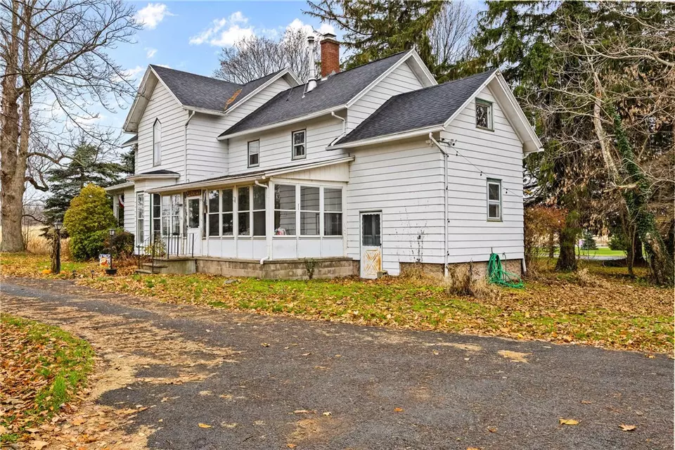 524 Parma Center Rd, Parma, NY 14468 | MLS# R1611276 | 50 Photos - Movoto
