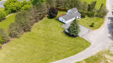 3334 Caledonia Avon Rd, Caledonia, NY 14423 | MLS# R1611410 | 28 Photos ...