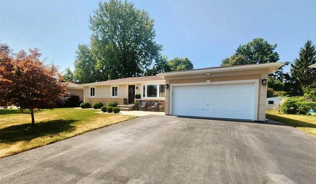 139 Emilia Cir, Gates, NY 14606 | 33 Photos - Movoto