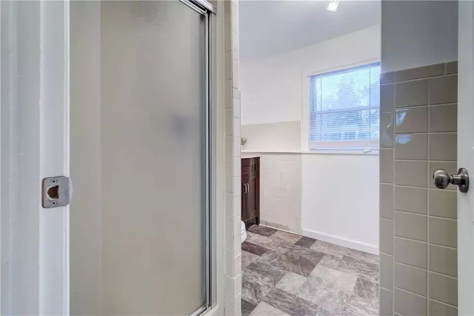 5 Ruth Ellen, Gates, NY 14624 | MLS# R1636880 | 36 Photos - Movoto