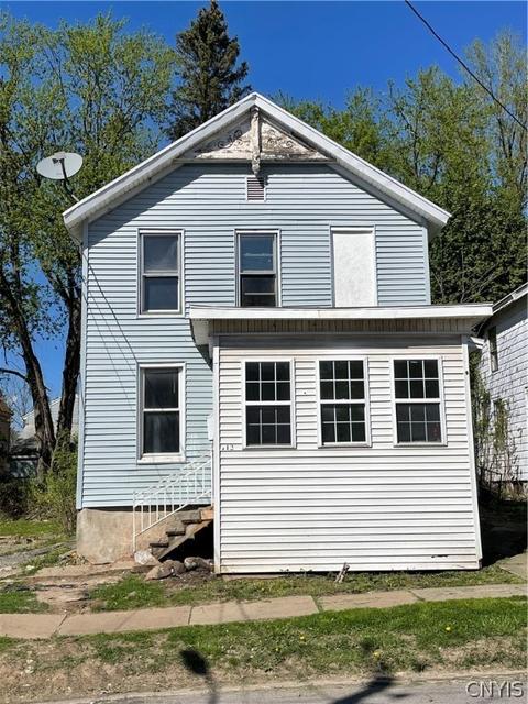 1421 Oneida St, Utica, NY 13501 - Movoto.com