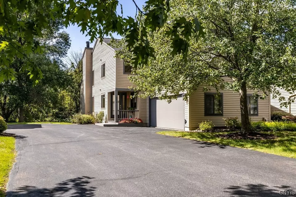 4832 Huntwood Path, Manlius, NY 13104 | 50 Photos - Movoto