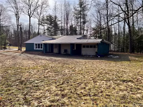 418 Howard Rd, Volney, NY 13069 | 32 Photos - Movoto