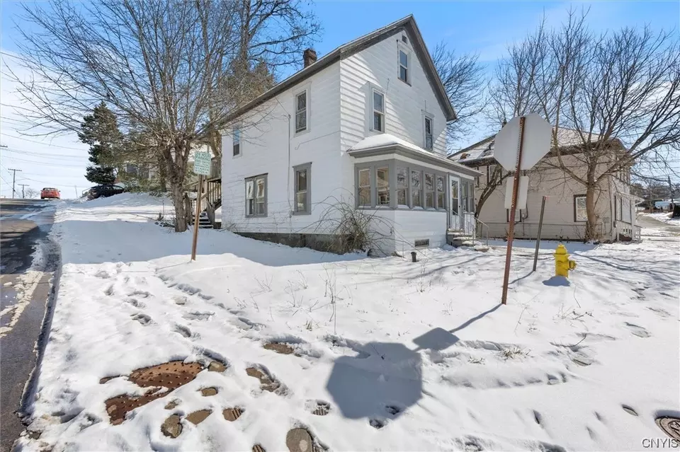 101 King Ave, Geddes, NY 13209 | 32 Photos - Movoto