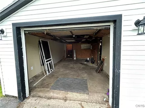 2047 County Route 176, Volney, NY 13069 | 29 Photos - Movoto