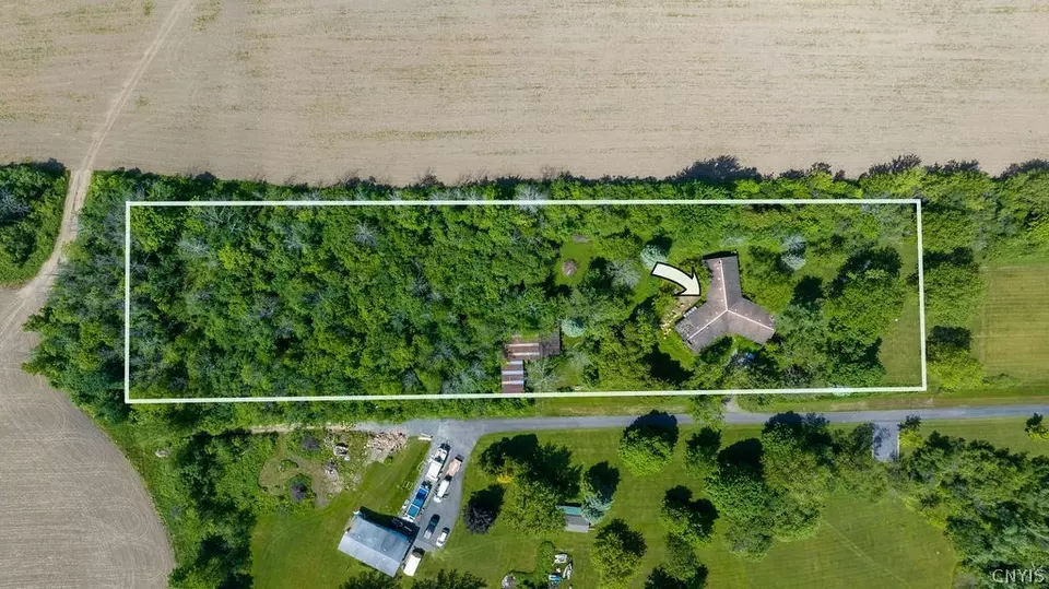 3836 E Genesee Street Rd, Sennett, NY 13021 | 13 Photos - Movoto