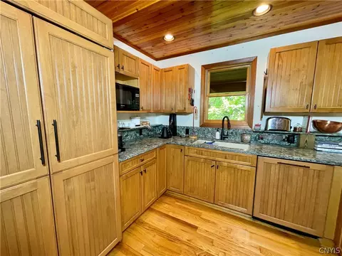 4398 Syracuse Rd, Cazenovia, NY 13035 | 50 Photos - Movoto