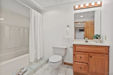 18 Maple Ave, Volney, NY 13069 | 50 Photos - Movoto