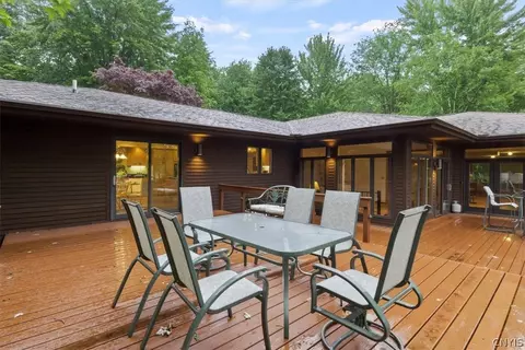 18 Maple Ave, Volney, NY 13069 | 50 Photos - Movoto