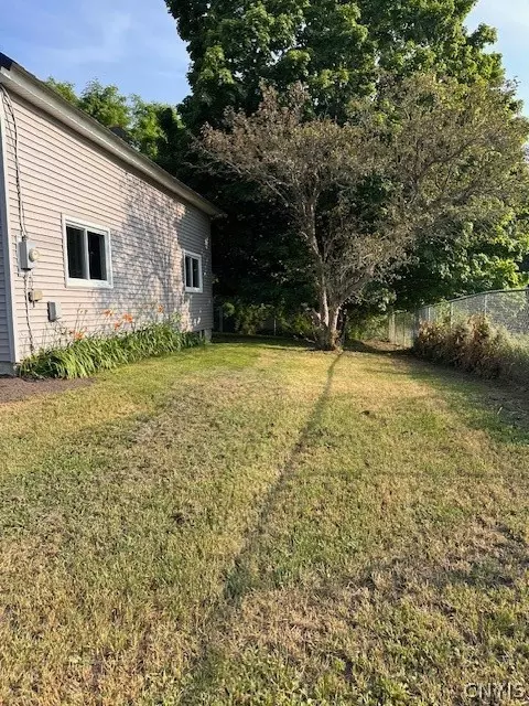 329 Rowlee Rd, Volney, NY 13069 | 44 Photos - Movoto