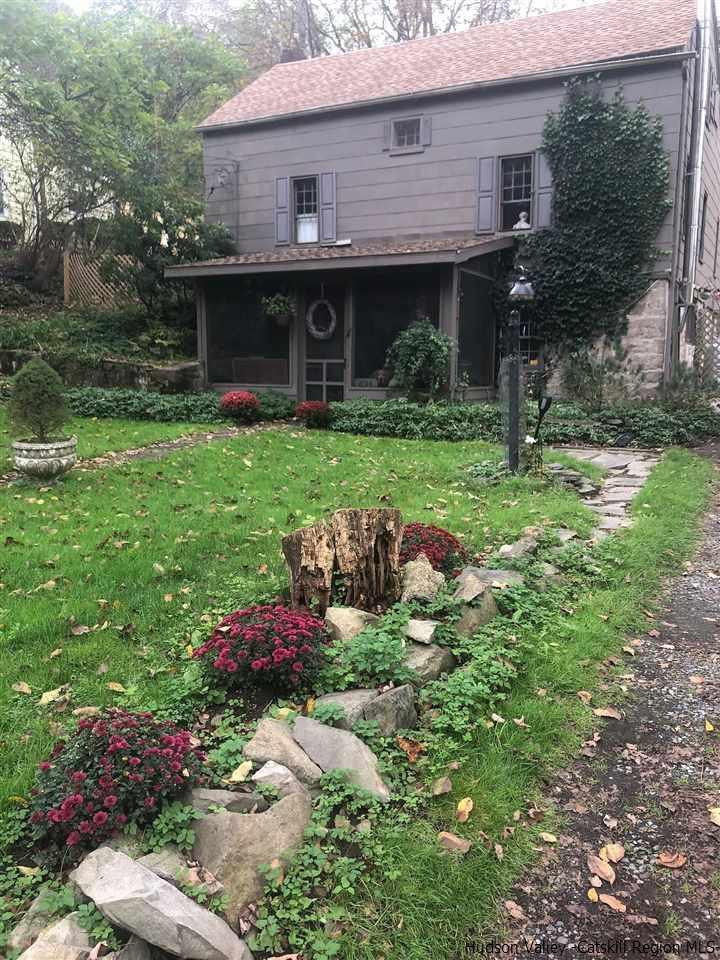 608 Main, Saint Remy, NY 12401 | 32 Photos | MLS #20214020 - Movoto