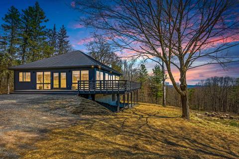 349 Elliot Pl, East Durham, NY 12423 - Movoto