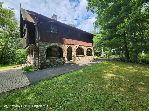 597 Doman Rd #2, Freehold, NY 12431 | 19 Photos - Movoto