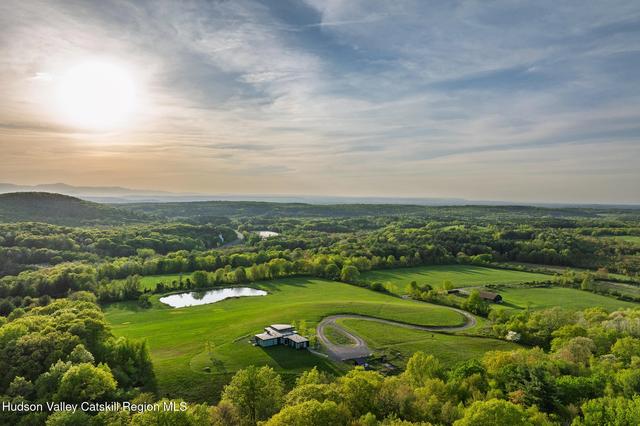 837 Carlson Rd, Craryville, NY 12521 | MLS# 20251538 | 66 Photos - Movoto