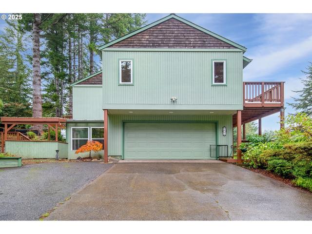 5001 Ford Way, Florence, OR 97439 | MLS# 182439416 | 48 Photos - Movoto