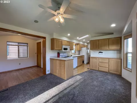 53877 Beach Loop Rd #5, Bandon, OR 97411 | 25 Photos - Movoto