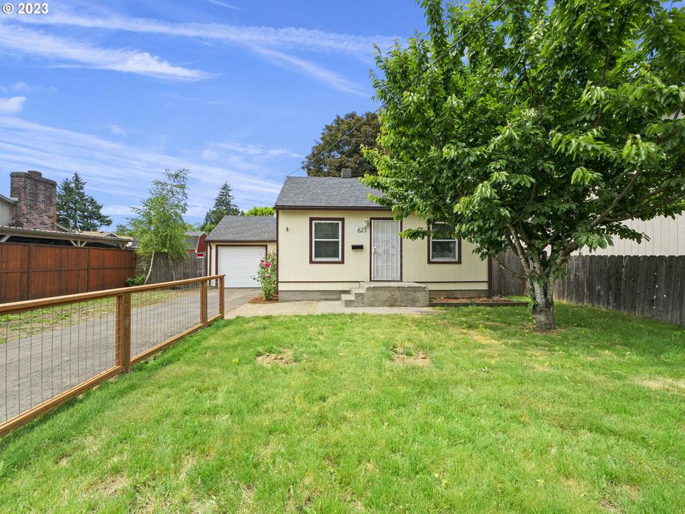 623 SE 146th Ave, Portland, OR 97233 | 1 photo - Movoto