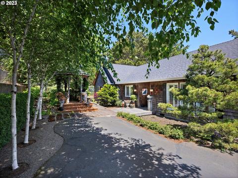 927 N Marion Ave, Gearhart, OR 97138 | 41 Photos - Movoto