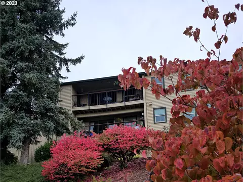 12665 SW Prince Edward Ct #C, King City, OR 97224 | 32 Photos - Movoto