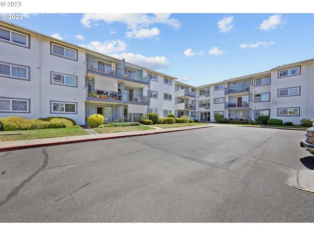 950 Evergreen Rd # 306, Woodburn, OR 97071 | 30 Photos - Movoto