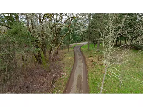 16850 SE Walnut Hill Rd, Amity, OR 97101 | 47 Photos - Movoto