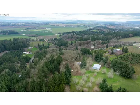 16850 SE Walnut Hill Rd, Amity, OR 97101 | 47 Photos - Movoto