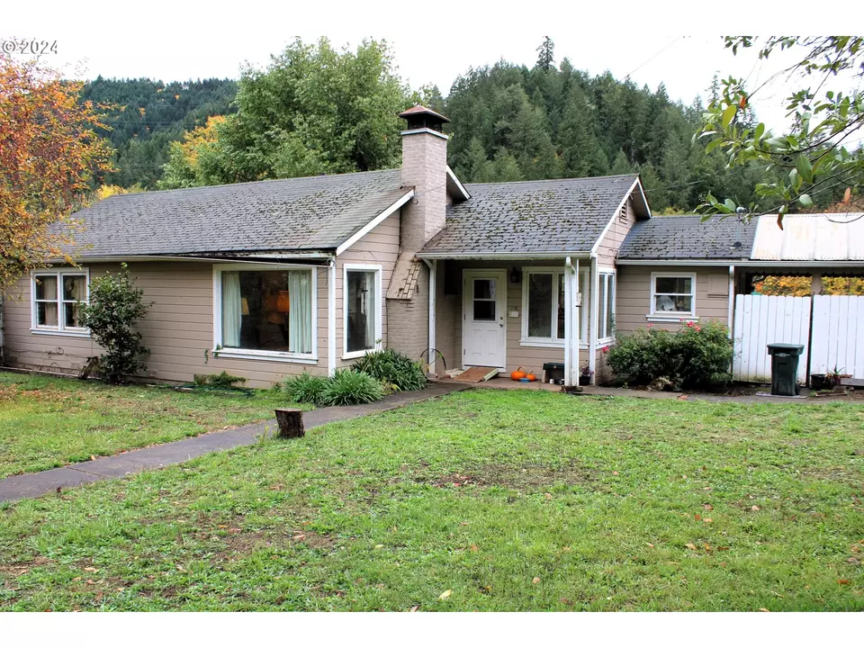 7733 N Myrtle Rd, Myrtle Creek, OR 97457 | 1 photo - Movoto
